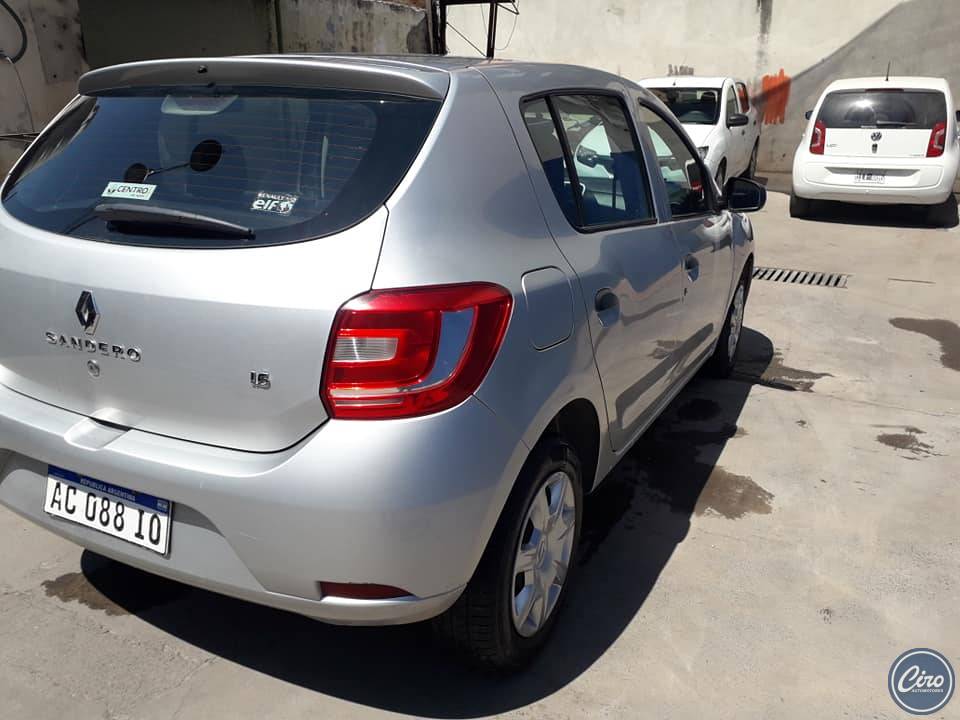 Sandero Expression 2017 1.6 muy lindo | Ciro Automotores 🚘🏃